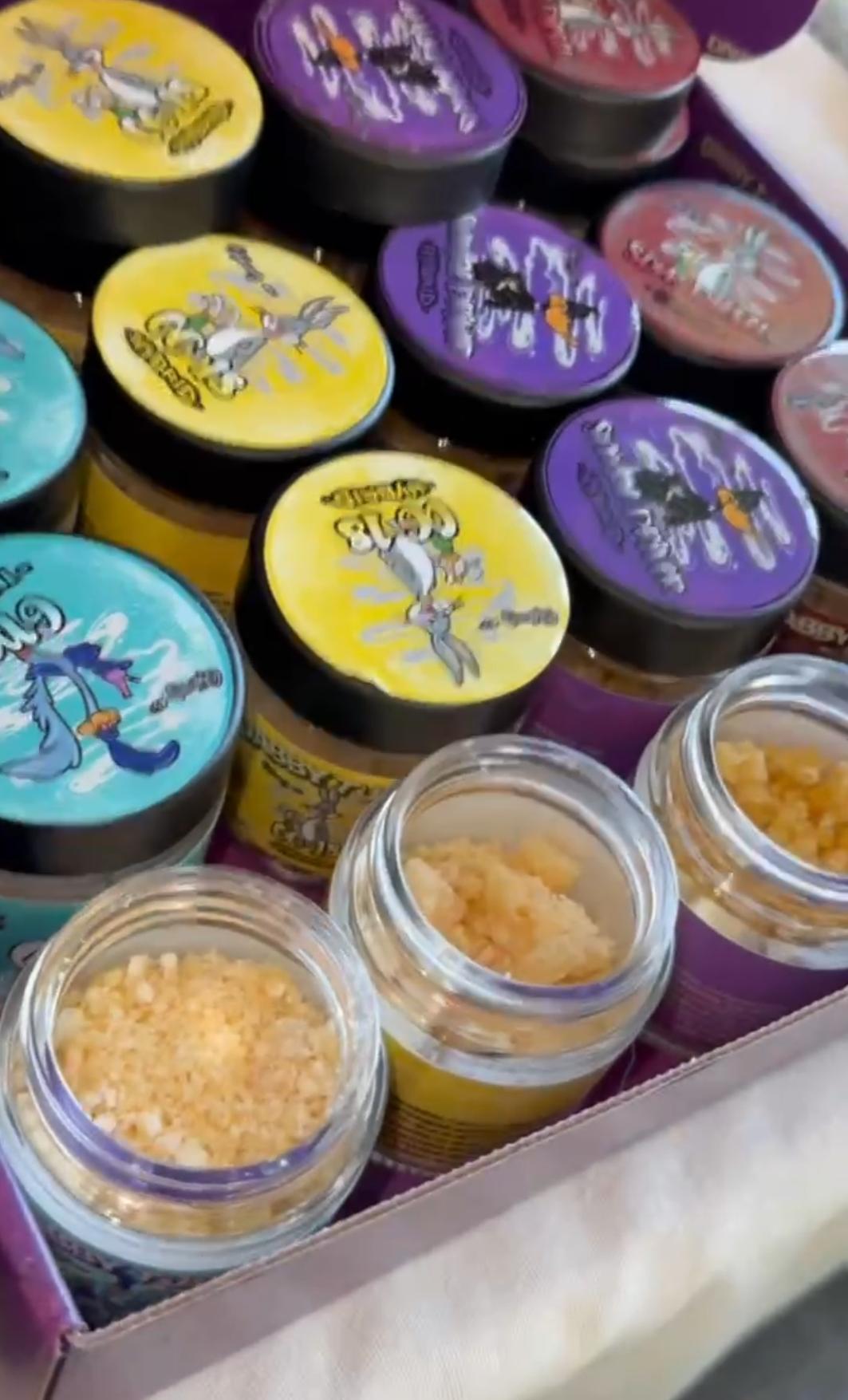 dabby tunes diamonds premium live resin sugar badder crumble